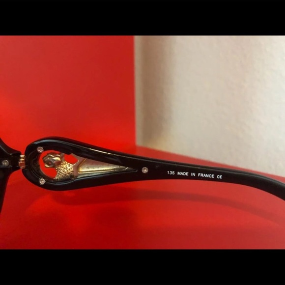 Cartier | Accessories | Cartier Panther Black And Golden Sunglasses ...